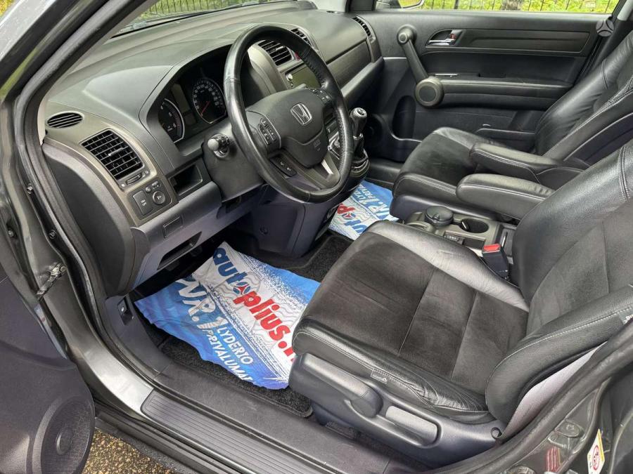 Grey Honda CR-V 2012 in Vilnius, with an engine capacity of 2.20 L and mileage of 171 thousand km for 8700 €, photo 15 on AUTOMOTO.COM.LV
