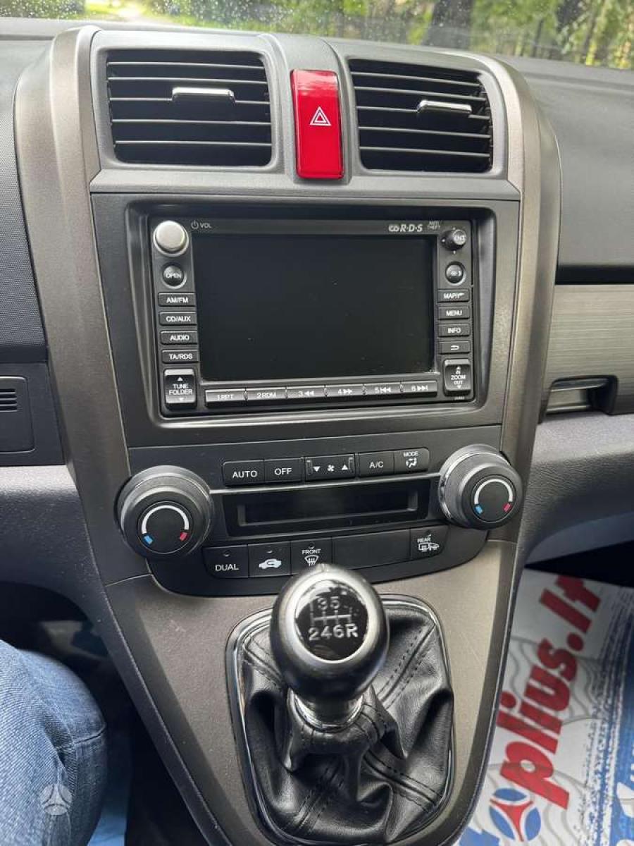 Grey Honda CR-V 2012 in Vilnius, with an engine capacity of 2.20 L and mileage of 171 thousand km for 8700 €, photo 21 on AUTOMOTO.COM.LV
