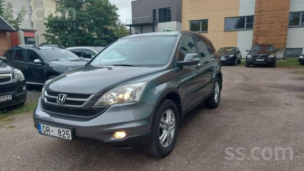 Pelēks Honda CR-V 2012 Daugavpils, ar dzinēja tilpumu 2.20 L un nobraukumu 0 tūkst. km par 7850 €, foto 1 vietnē AUTOMOTO.COM.LV
