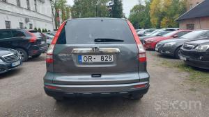 Grey Honda CR-V 2012 in Daugavpils, with an engine capacity of 2.20 L and mileage of 0 thousand km for 7850 €, photo 8 on AUTOMOTO.COM.LV