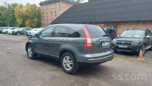 Grey Honda CR-V 2012 in Daugavpils, with an engine capacity of 2.20 L and mileage of 0 thousand km for 7850 €, photo 10 on AUTOMOTO.COM.LV