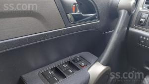 Grey Honda CR-V 2012 in Daugavpils, with an engine capacity of 2.20 L and mileage of 0 thousand km for 7850 €, photo 13 on AUTOMOTO.COM.LV