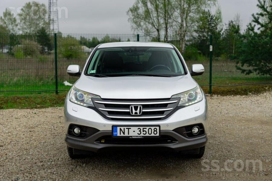 Pelēks Honda CR-V 2013 Rīga, ar dzinēja tilpumu 2.20 L un nobraukumu 248 tūkst. km par 10990 €, foto 2 vietnē AUTOMOTO.COM.LV