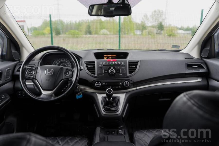 Pelēks Honda CR-V 2013 Rīga, ar dzinēja tilpumu 2.20 L un nobraukumu 248 tūkst. km par 10990 €, foto 10 vietnē AUTOMOTO.COM.LV