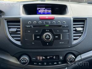 Grey Honda CR-V 2013 in Riga, with an engine capacity of 2.00 L and mileage of 270 thousand km for 8950 €, photo 10 on AUTOMOTO.COM.LV