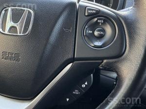 Grey Honda CR-V 2013 in Riga, with an engine capacity of 2.00 L and mileage of 270 thousand km for 8950 €, photo 12 on AUTOMOTO.COM.LV