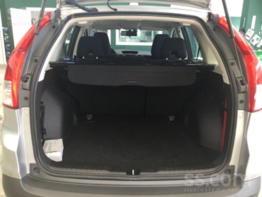 Grey Honda CR-V 2013 in Daugavpils, with an engine capacity of 2.20 L and mileage of 188 thousand km for 15400 €, photo 7 on AUTOMOTO.COM.LV