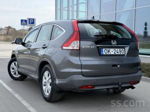 Pelēks Honda CR-V 2013 Rēzekne, ar dzinēja tilpumu 2.20 L un nobraukumu 211 tūkst. km par 7990 €, foto 5 vietnē AUTOMOTO.COM.LV