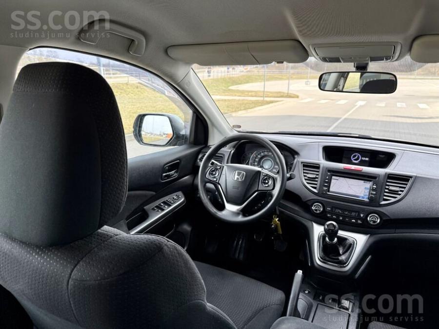 Pelēks Honda CR-V 2013 Rēzekne, ar dzinēja tilpumu 2.20 L un nobraukumu 211 tūkst. km par 7990 €, foto 12 vietnē AUTOMOTO.COM.LV