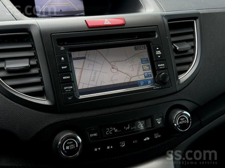 Pelēks Honda CR-V 2013 Rēzekne, ar dzinēja tilpumu 2.20 L un nobraukumu 211 tūkst. km par 7990 €, foto 15 vietnē AUTOMOTO.COM.LV