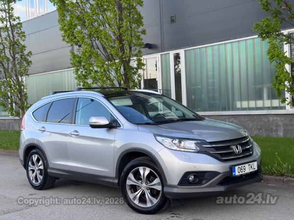 Pelēks Honda CR-V 2013 Tallina, ar dzinēja tilpumu 2.00 L un nobraukumu 266 tūkst. km par 8950 €, foto 2 vietnē AUTOMOTO.COM.LV