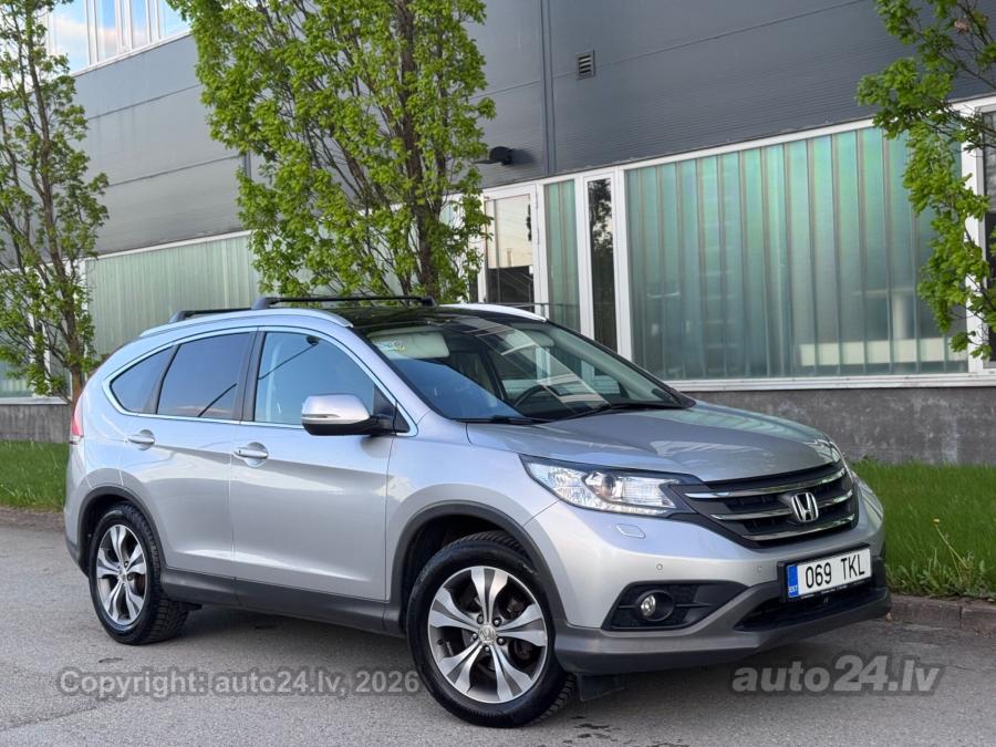 Pelēks Honda CR-V 2013 Tallina, ar dzinēja tilpumu 2.00 L un nobraukumu 266 tūkst. km par 8950 €, foto 3 vietnē AUTOMOTO.COM.LV