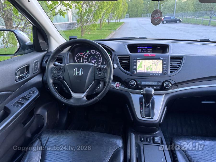 Pelēks Honda CR-V 2013 Tallina, ar dzinēja tilpumu 2.00 L un nobraukumu 266 tūkst. km par 8950 €, foto 9 vietnē AUTOMOTO.COM.LV