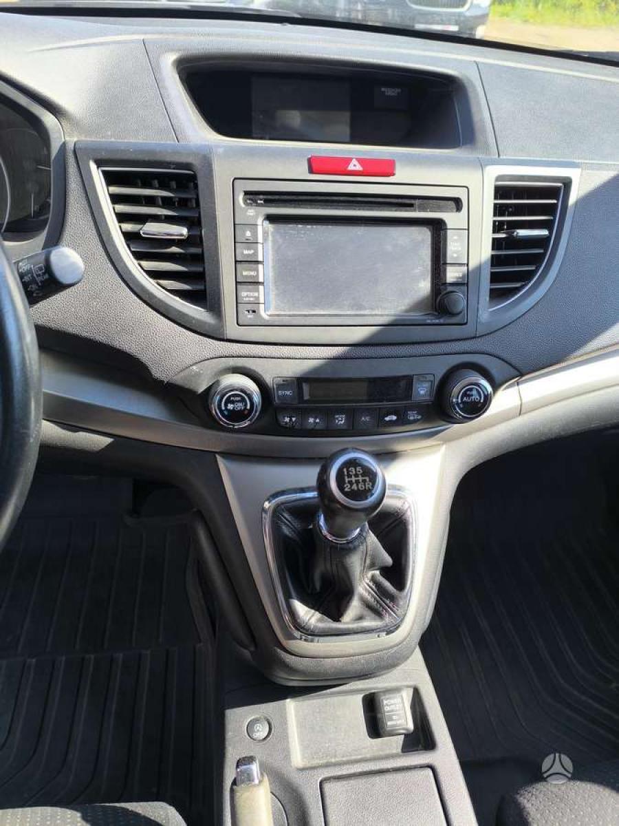 Grey Honda CR-V 2013 in Vilnius, with an engine capacity of 2.20 L and mileage of 228 thousand km for 8300 €, photo 14 on AUTOMOTO.COM.LV