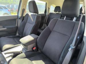 Grey Honda CR-V 2013 in Vilnius, with an engine capacity of 2.20 L and mileage of 228 thousand km for 8300 €, photo 16 on AUTOMOTO.COM.LV
