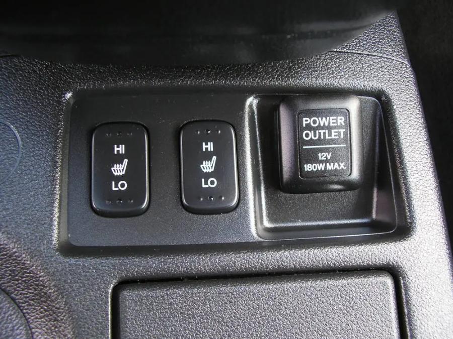 Pelēks Honda CR-V 2013 Sigulda, ar dzinēja tilpumu 2.00 L un nobraukumu 172 tūkst. km par 13650 €, foto 20 vietnē AUTOMOTO.COM.LV