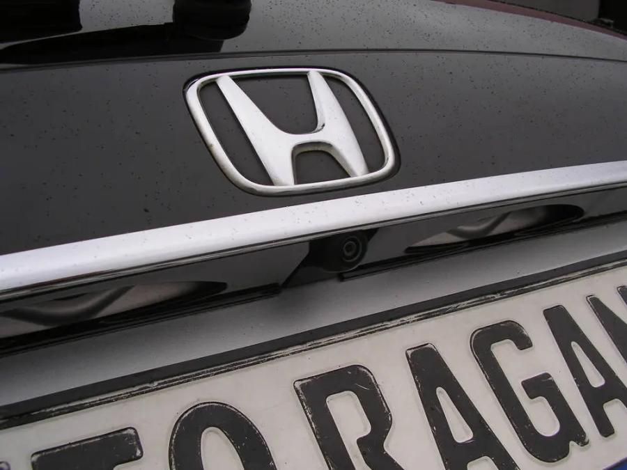 Pelēks Honda CR-V 2013 Sigulda, ar dzinēja tilpumu 2.00 L un nobraukumu 172 tūkst. km par 13650 €, foto 27 vietnē AUTOMOTO.COM.LV
