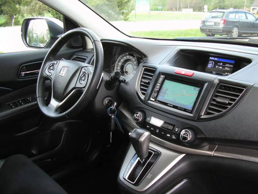 Pelēks Honda CR-V 2013 Sigulda, ar dzinēja tilpumu 2.00 L un nobraukumu 172 tūkst. km par 13650 €, foto 31 vietnē AUTOMOTO.COM.LV