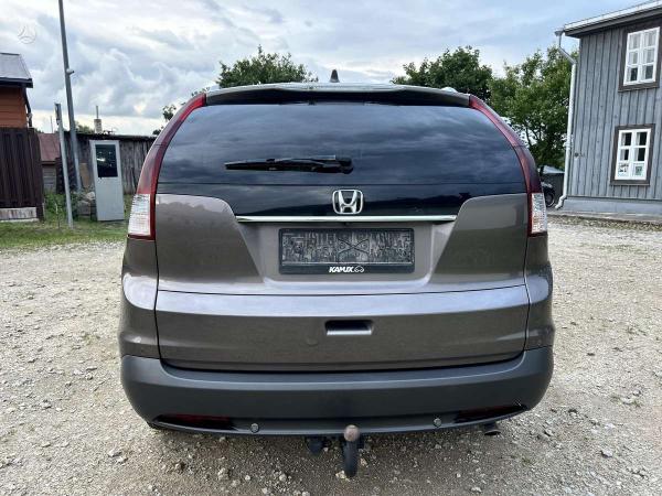 Pelēks Honda CR-V 2013 Kaišiadorys, ar dzinēja tilpumu 2.20 L un nobraukumu 286 tūkst. km par 7850 €, foto 8 vietnē AUTOMOTO.COM.LV
