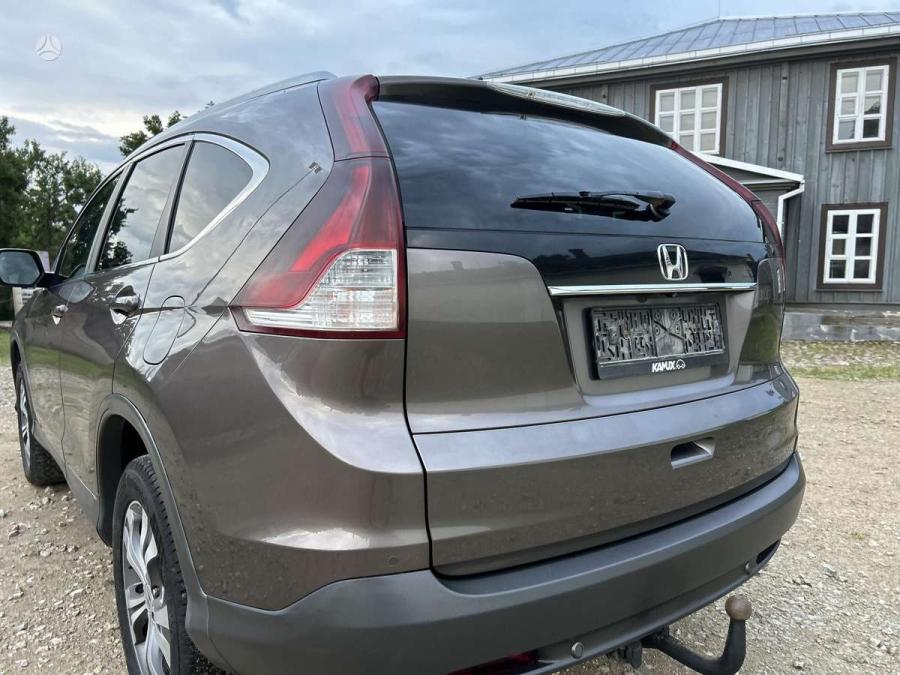 Pelēks Honda CR-V 2013 Kaišiadorys, ar dzinēja tilpumu 2.20 L un nobraukumu 286 tūkst. km par 7850 €, foto 10 vietnē AUTOMOTO.COM.LV