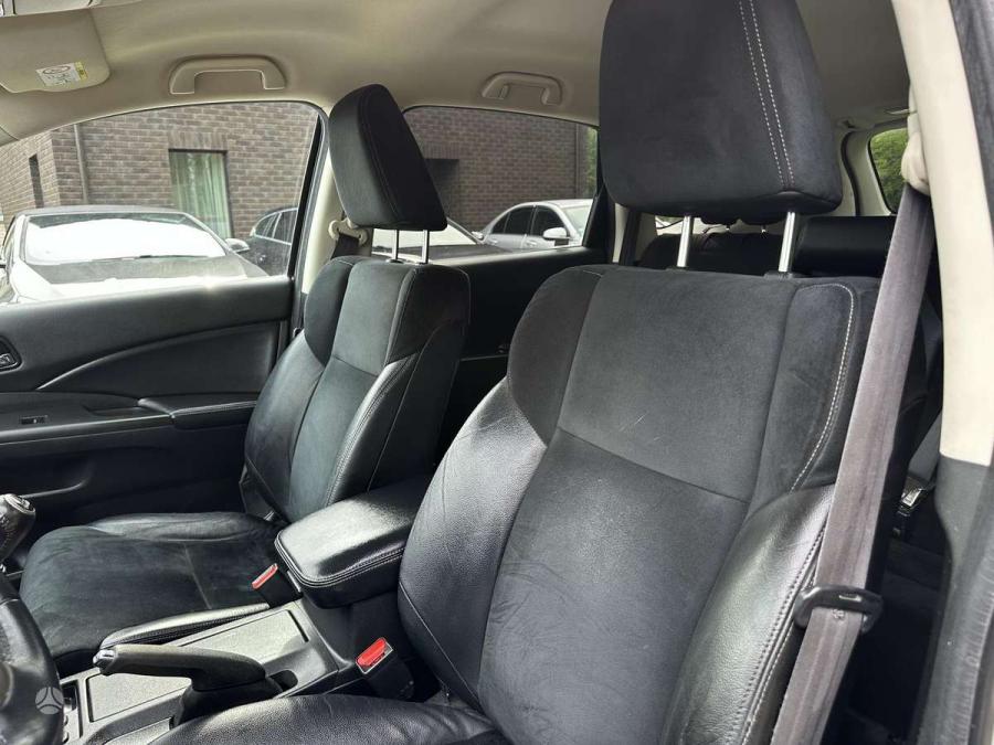 Pelēks Honda CR-V 2013 Kauņa, ar dzinēja tilpumu 2.20 L un nobraukumu 270 tūkst. km par 8950 €, foto 15 vietnē AUTOMOTO.COM.LV