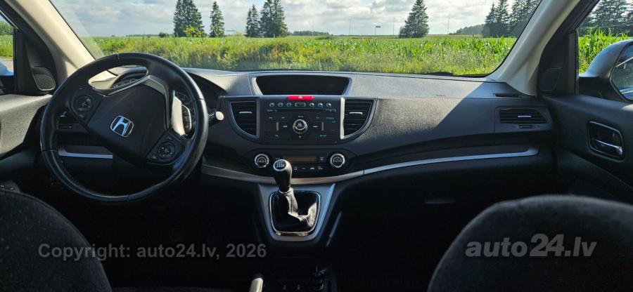 Pelēks Honda CR-V 2013 Kohtla-Jerve, ar dzinēja tilpumu 2.00 L un nobraukumu 241 tūkst. km par 10500 €, foto 7 vietnē AUTOMOTO.COM.LV
