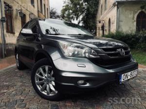 Grey Honda CR-V 2013 in Cesis, with an engine capacity of 2.20 L and mileage of 0 thousand km for 7500 €, photo  on AUTOMOTO.COM.LV