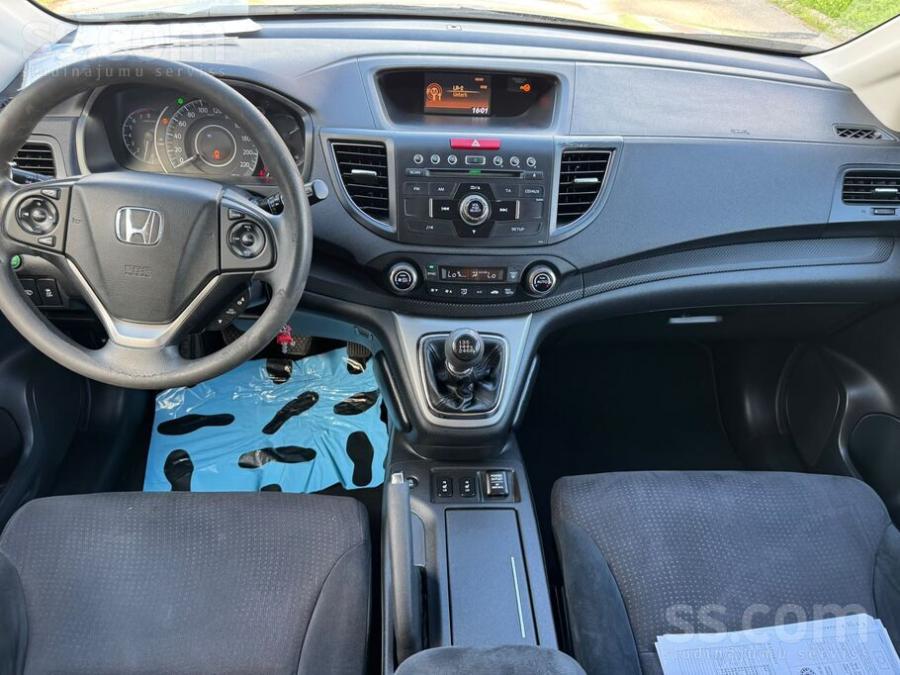 Grey Honda CR-V 2013 in Ogre, with an engine capacity of 2.00 L and mileage of 258 thousand km for 8550 €, photo 15 on AUTOMOTO.COM.LV