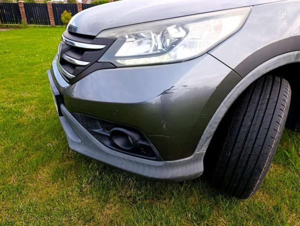 Grey Honda CR-V 2013 in Vievis, with an engine capacity of 1.60 L and mileage of 227 thousand km for 7000 €, photo 5 on AUTOMOTO.COM.LV