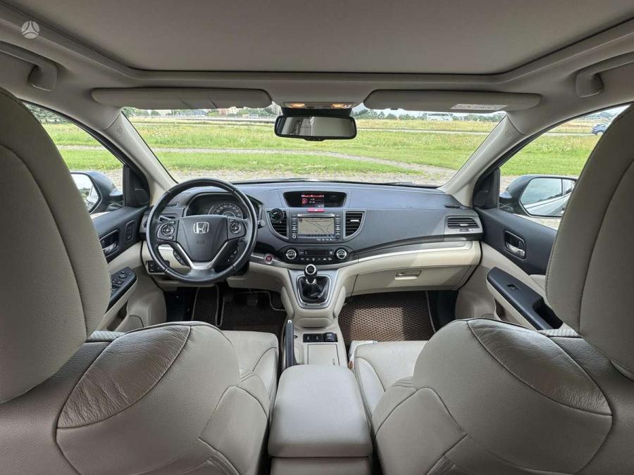 Grey Honda CR-V 2013 in Kaunas, with an engine capacity of 2.20 L and mileage of 218 thousand km for 12799 €, photo 17 on AUTOMOTO.COM.LV