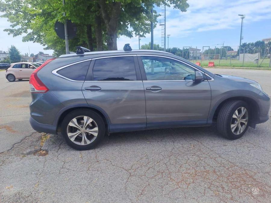 Pelēks Honda CR-V 2013 Kauņa, ar dzinēja tilpumu 2.00 L un nobraukumu 255 tūkst. km par 6800 €, foto 5 vietnē AUTOMOTO.COM.LV
