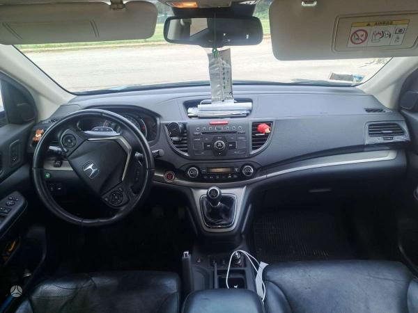 Grey Honda CR-V 2013 in Kaunas, with an engine capacity of 2.00 L and mileage of 255 thousand km for 6800 €, photo 8 on AUTOMOTO.COM.LV
