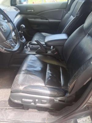 Pelēks Honda CR-V 2013 Kauņa, ar dzinēja tilpumu 2.00 L un nobraukumu 255 tūkst. km par 6800 €, foto 10 vietnē AUTOMOTO.COM.LV
