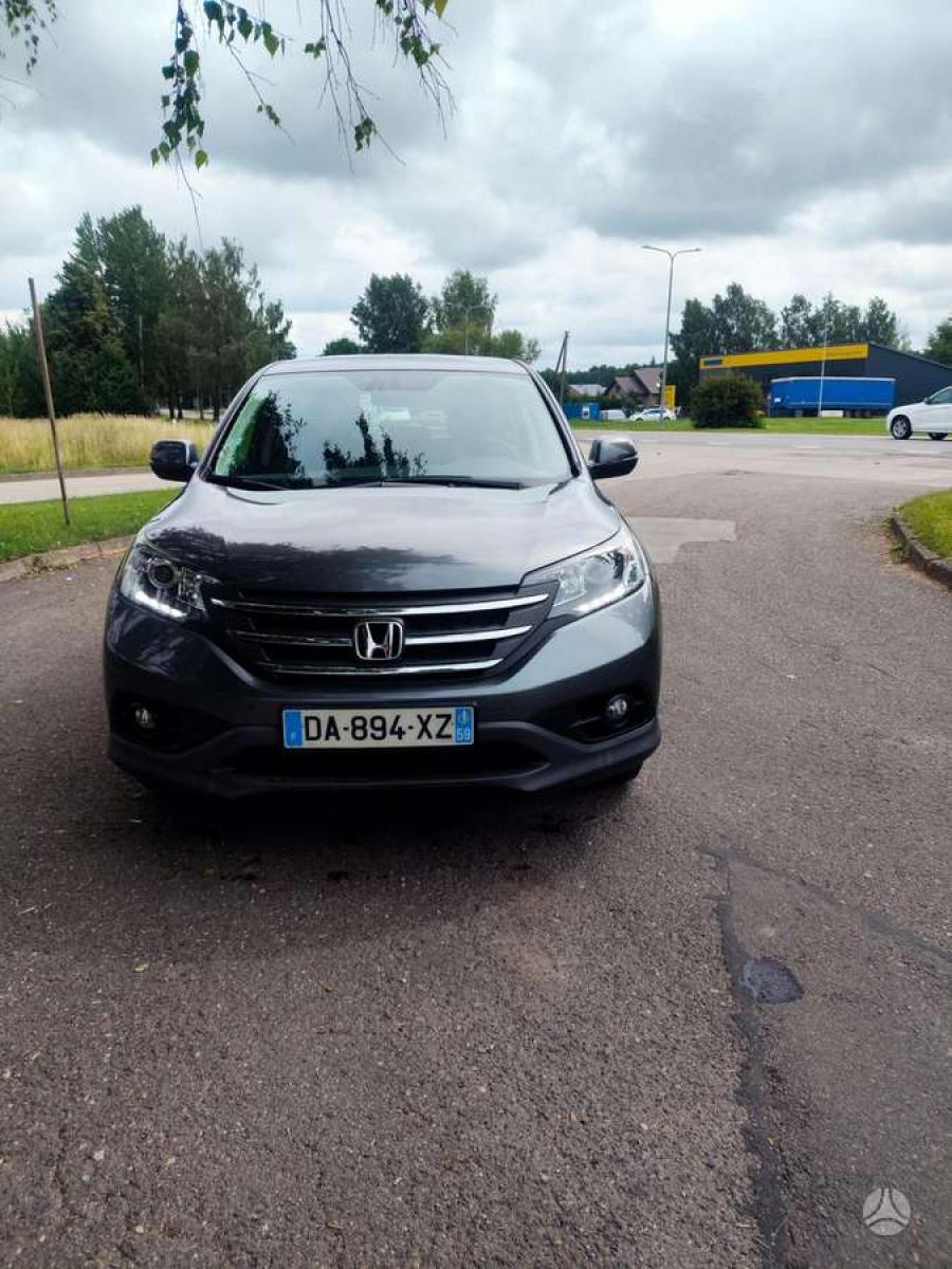 Pelēks Honda CR-V 2013 Tauragė, ar dzinēja tilpumu 1.60 L un nobraukumu 176 tūkst. km par 8600 €, foto 1 vietnē AUTOMOTO.COM.LV