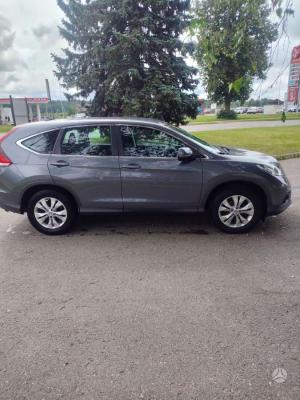 Pelēks Honda CR-V 2013 Tauragė, ar dzinēja tilpumu 1.60 L un nobraukumu 176 tūkst. km par 8600 €, foto 8 vietnē AUTOMOTO.COM.LV