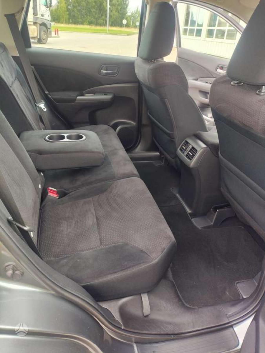 Pelēks Honda CR-V 2013 Tauragė, ar dzinēja tilpumu 1.60 L un nobraukumu 176 tūkst. km par 8600 €, foto 15 vietnē AUTOMOTO.COM.LV