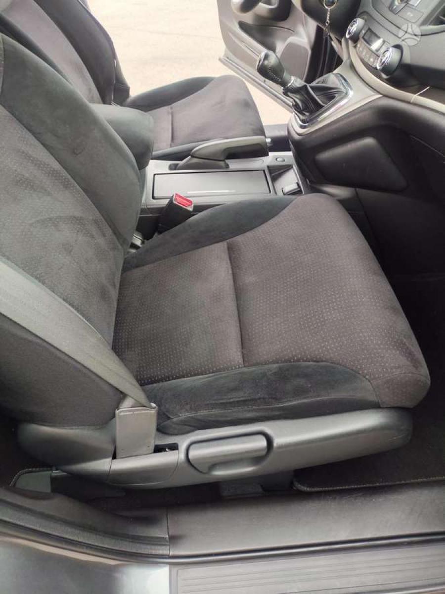 Pelēks Honda CR-V 2013 Tauragė, ar dzinēja tilpumu 1.60 L un nobraukumu 176 tūkst. km par 8600 €, foto 16 vietnē AUTOMOTO.COM.LV