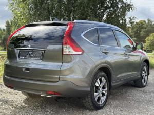 Pelēks Honda CR-V 2013 Šauļi, ar dzinēja tilpumu 2.20 L un nobraukumu 284 tūkst. km par 12999 €, foto 9 vietnē AUTOMOTO.COM.LV