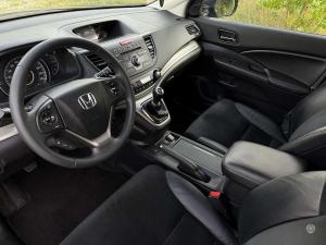 Pelēks Honda CR-V 2013 Šauļi, ar dzinēja tilpumu 2.20 L un nobraukumu 284 tūkst. km par 12999 €, foto 17 vietnē AUTOMOTO.COM.LV