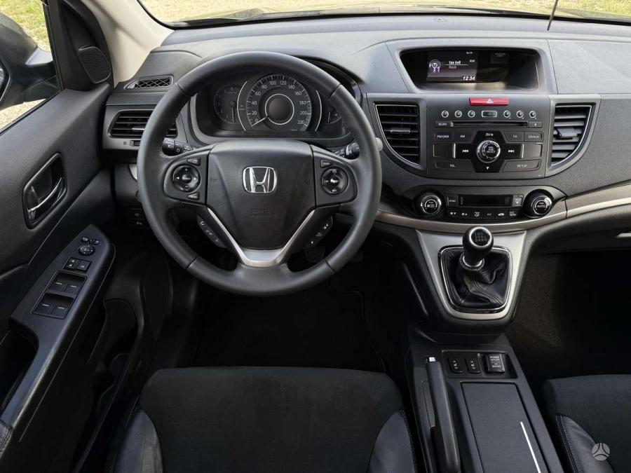 Pelēks Honda CR-V 2013 Šauļi, ar dzinēja tilpumu 2.20 L un nobraukumu 284 tūkst. km par 12999 €, foto 19 vietnē AUTOMOTO.COM.LV