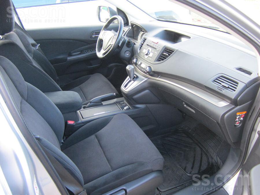 Pelēks Honda CR-V 2013 Rīga, ar dzinēja tilpumu 2.00 L un nobraukumu 136 tūkst. km par 11500 €, foto 9 vietnē AUTOMOTO.COM.LV