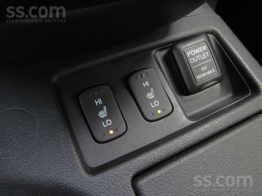 Pelēks Honda CR-V 2013 Rīga, ar dzinēja tilpumu 2.00 L un nobraukumu 136 tūkst. km par 11500 €, foto 13 vietnē AUTOMOTO.COM.LV
