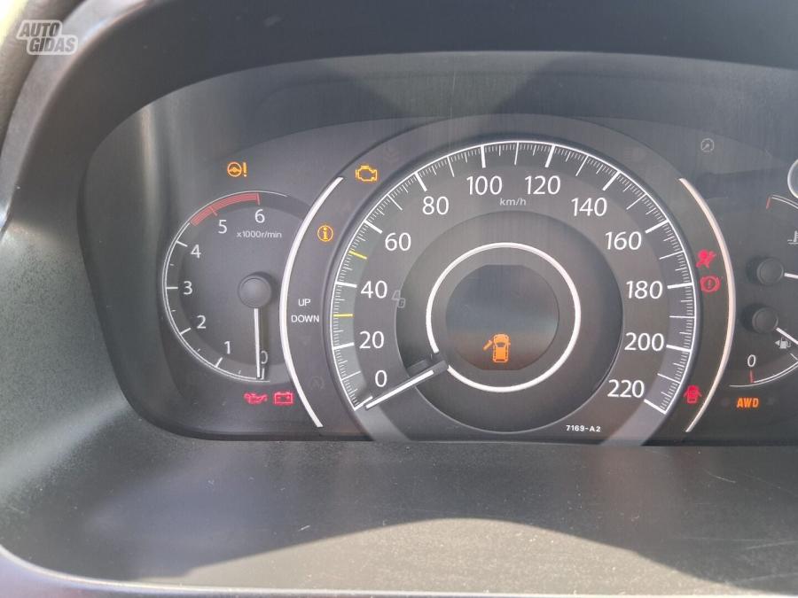 Grey Honda CR-V 2013 in Klaipeda, with an engine capacity of 2.20 L and mileage of 207 thousand km for 8499 €, photo 15 on AUTOMOTO.COM.LV