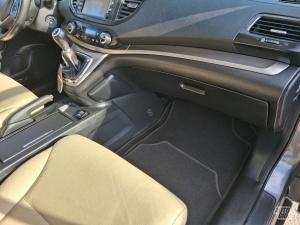 Grey Honda CR-V 2013 in Klaipeda, with an engine capacity of 2.20 L and mileage of 207 thousand km for 8499 €, photo 20 on AUTOMOTO.COM.LV