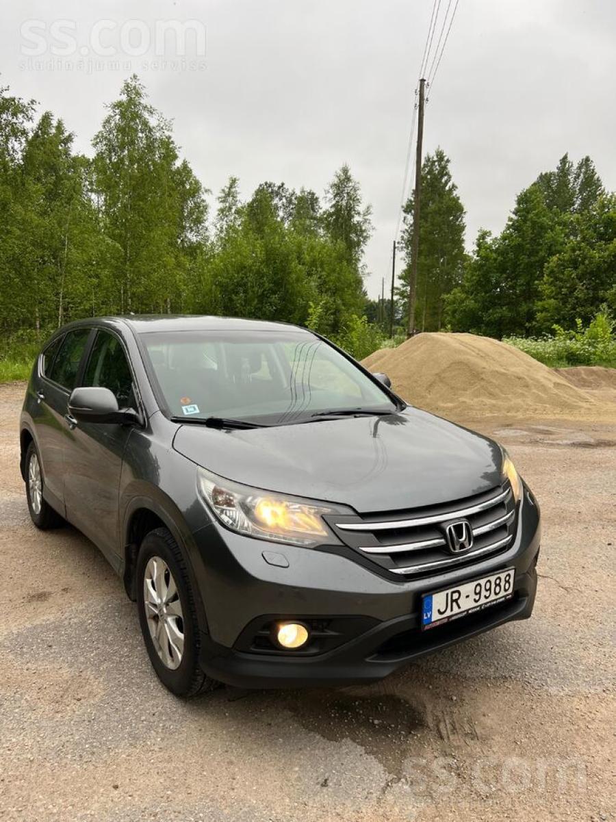 Pelēks Honda CR-V 2014 Rēzekne, ar dzinēja tilpumu 2.20 L un nobraukumu 0 tūkst. km par 12000 €, foto 2 vietnē AUTOMOTO.COM.LV