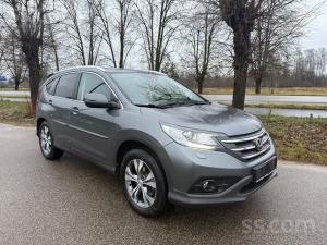 Pelēks Honda CR-V 2014 Ogre, ar dzinēja tilpumu 2.20 L un nobraukumu 241 tūkst. km par 13799 €, foto 3 vietnē AUTOMOTO.COM.LV