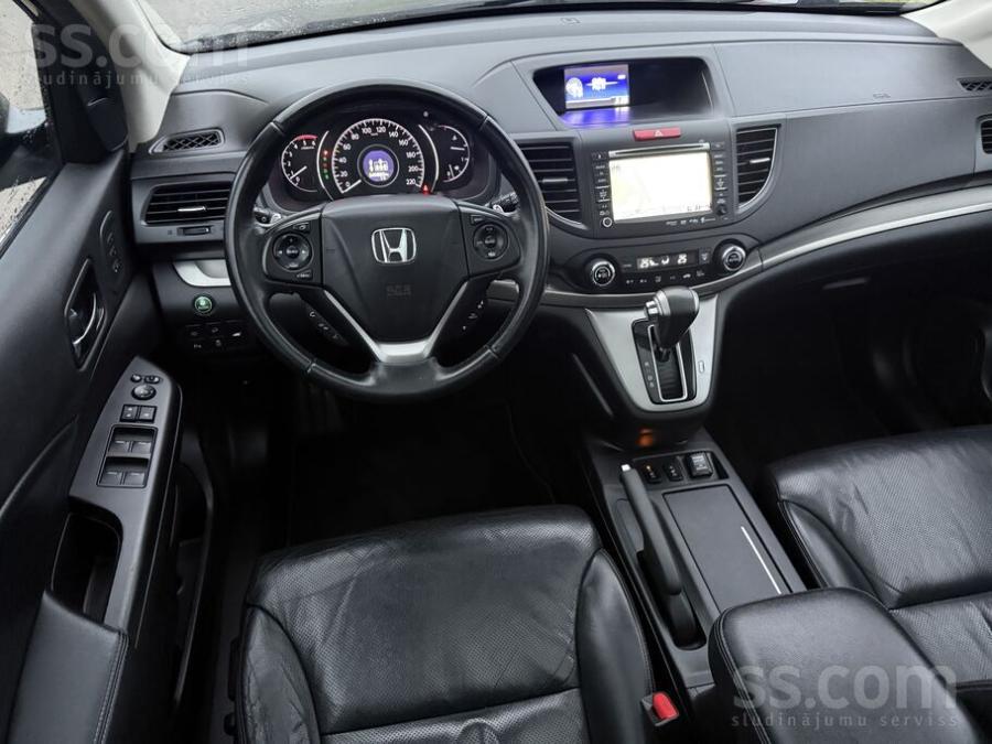 Pelēks Honda CR-V 2014 Ogre, ar dzinēja tilpumu 2.20 L un nobraukumu 241 tūkst. km par 13799 €, foto 9 vietnē AUTOMOTO.COM.LV