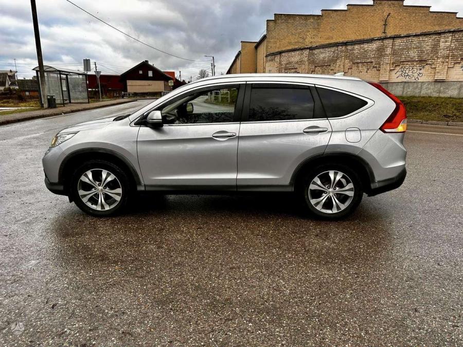 Pelēks Honda CR-V 2014 Kauņa, ar dzinēja tilpumu 1.60 L un nobraukumu 290 tūkst. km par 7900 €, foto 4 vietnē AUTOMOTO.COM.LV