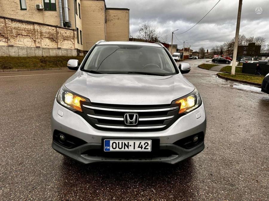Pelēks Honda CR-V 2014 Kauņa, ar dzinēja tilpumu 1.60 L un nobraukumu 290 tūkst. km par 7900 €, foto 5 vietnē AUTOMOTO.COM.LV