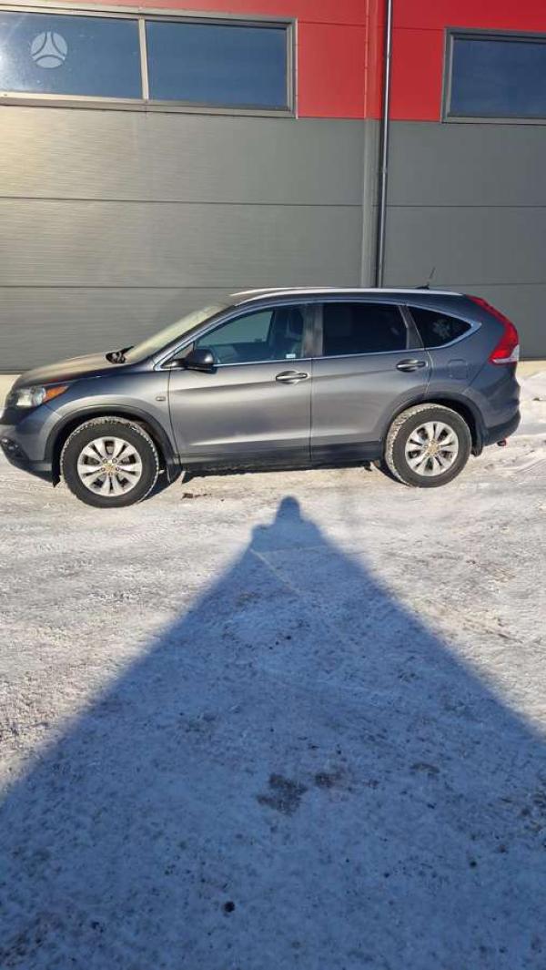 Pelēks Honda CR-V 2014 Kauņa, ar dzinēja tilpumu 2.35 L un nobraukumu 115 tūkst. km par 10500 €, foto 1 vietnē AUTOMOTO.COM.LV